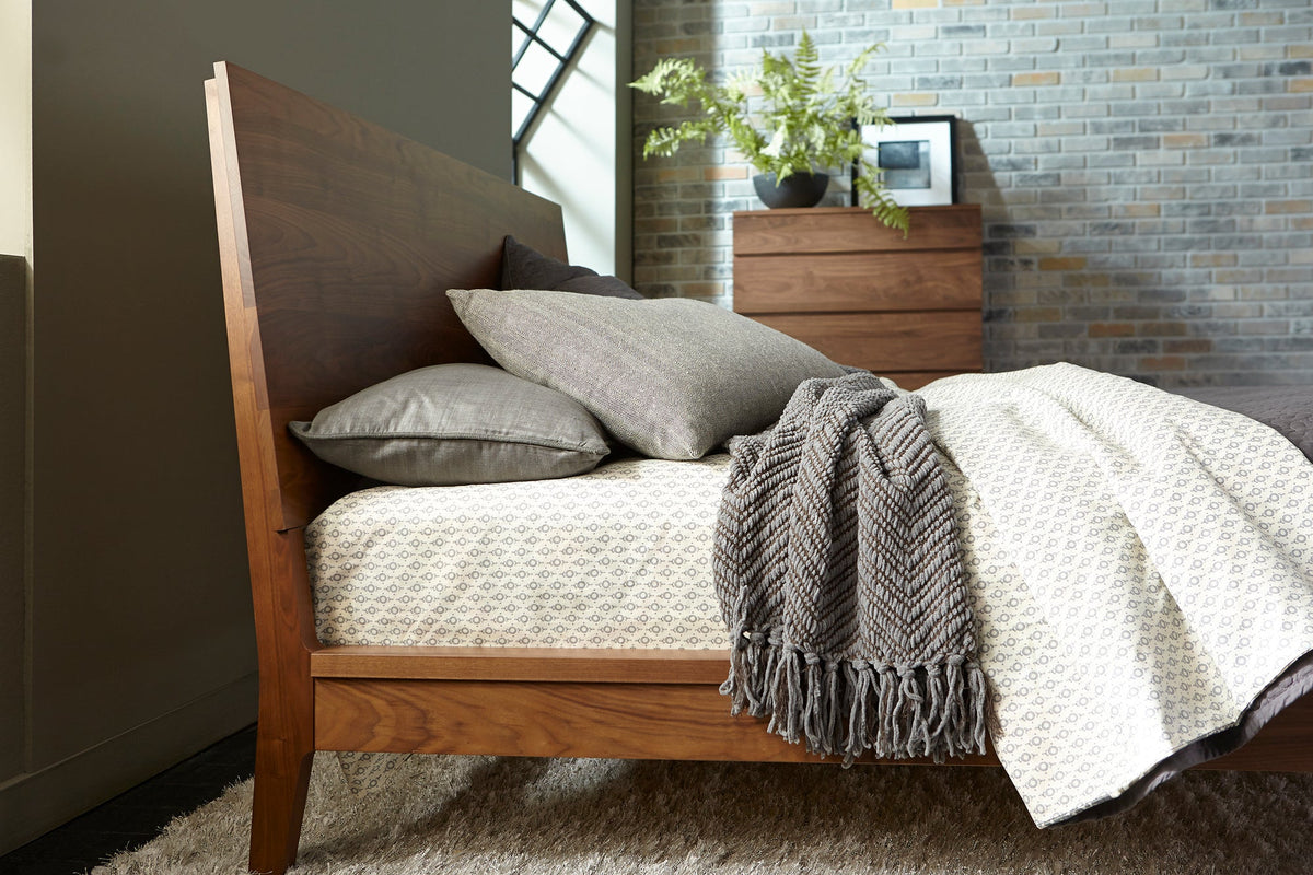 Serra Platform Bed – Kleur Design